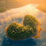 Heart Islands of the World - Top 24 (PHOTOS) · Pipeaway