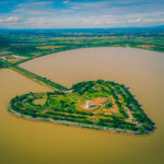 Heart Islands of the World - Top 24 (PHOTOS) · Pipeaway