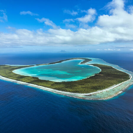Heart Islands of the World - Top 24 (PHOTOS) · Pipeaway
