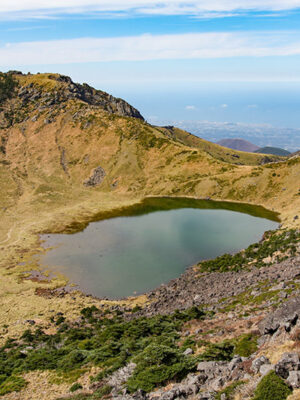 The Best Hallasan Mountain Hiking Trails - Pipeaway