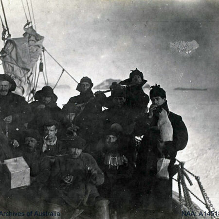 Exploring Antarctica: Penguins, Seals and Heroes Frozen in Time