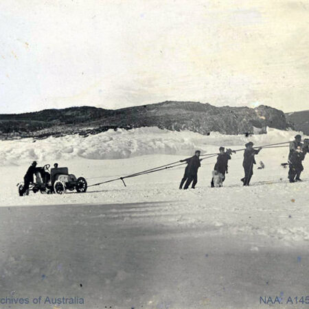 Exploring Antarctica: Penguins, Seals and Heroes Frozen in Time