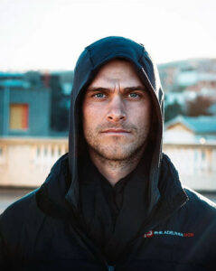 Walk Around the World With Tom Turcich (Interview) - Pipeaway