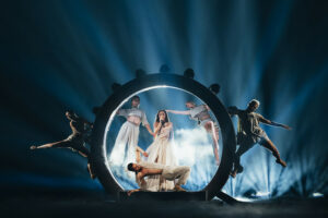 Eurovision, Divided by Music - Pipeaway