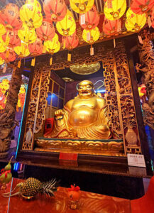 Kek Lok Si Temple at Night: Penang's Annual Light-Up - Pipeaway
